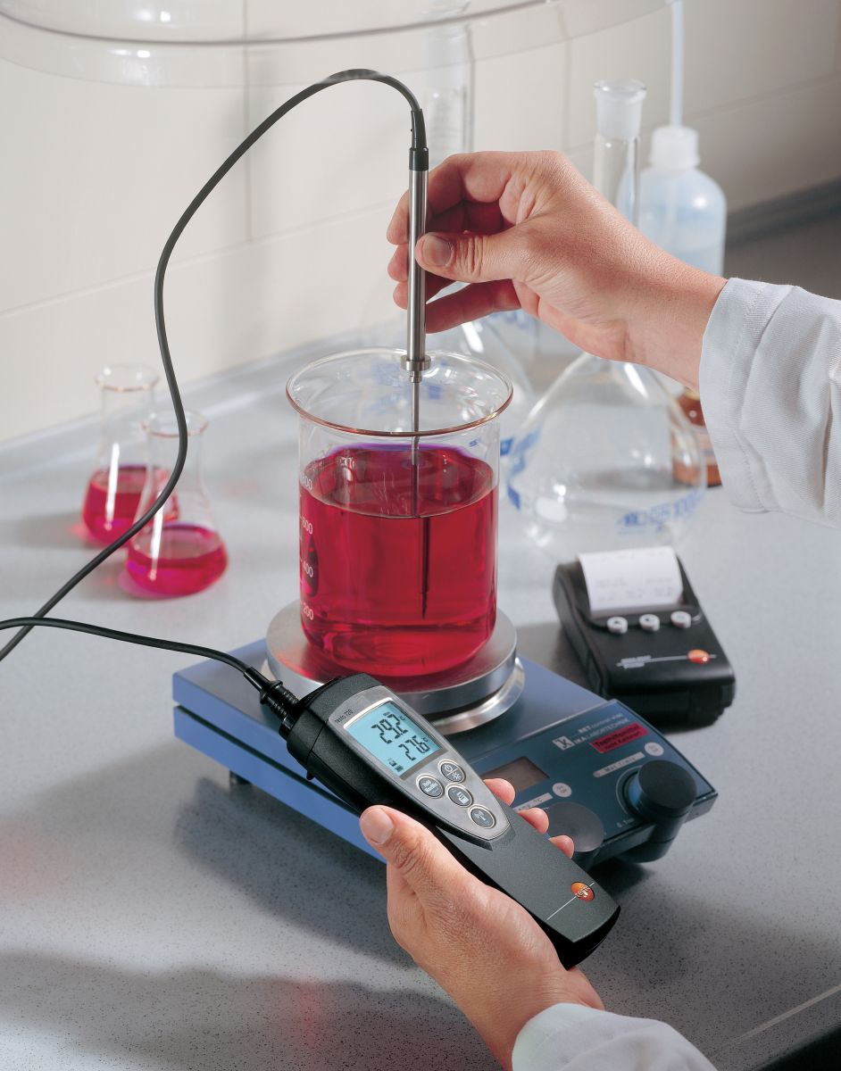 ＊多用途・バックライト＊Pt100 高精度温度計 testo 720【テストー】 | 日本電計株式会社が運営する計測機器、試験機器の総合展示会